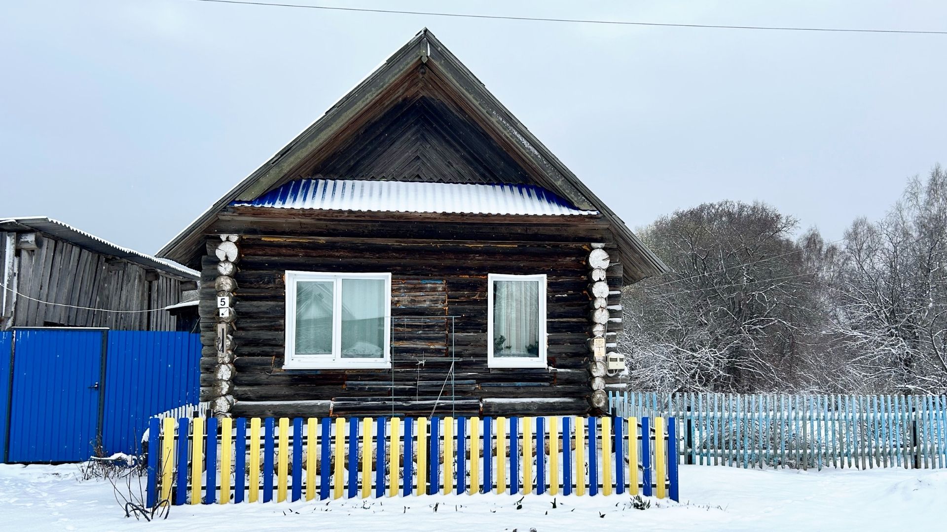 НАШУ ДЕРЕВНЮ ЗАВАЛИЛО СНЕГОМ. Готовимся к Пасхе, готовим пироги, красим яйца, рыбачу на удочку.