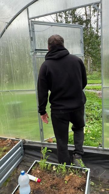 Готовим термопривод для теплицы Климат-100 к зимнему сезону.