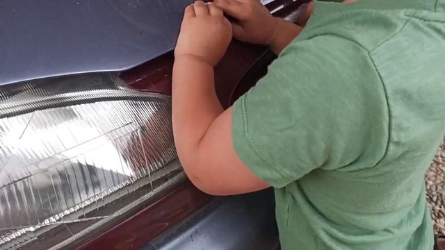 Один из минусов нашего Форда Гелакси 97.г. Как открывается капот у гэлакси.