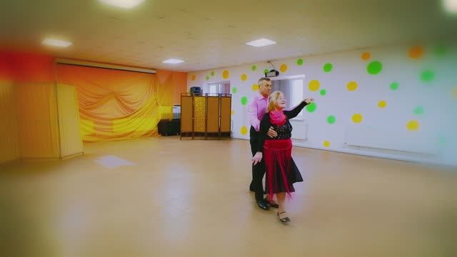 Танго навсегда. Танец.