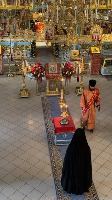 Запечатану гробу…