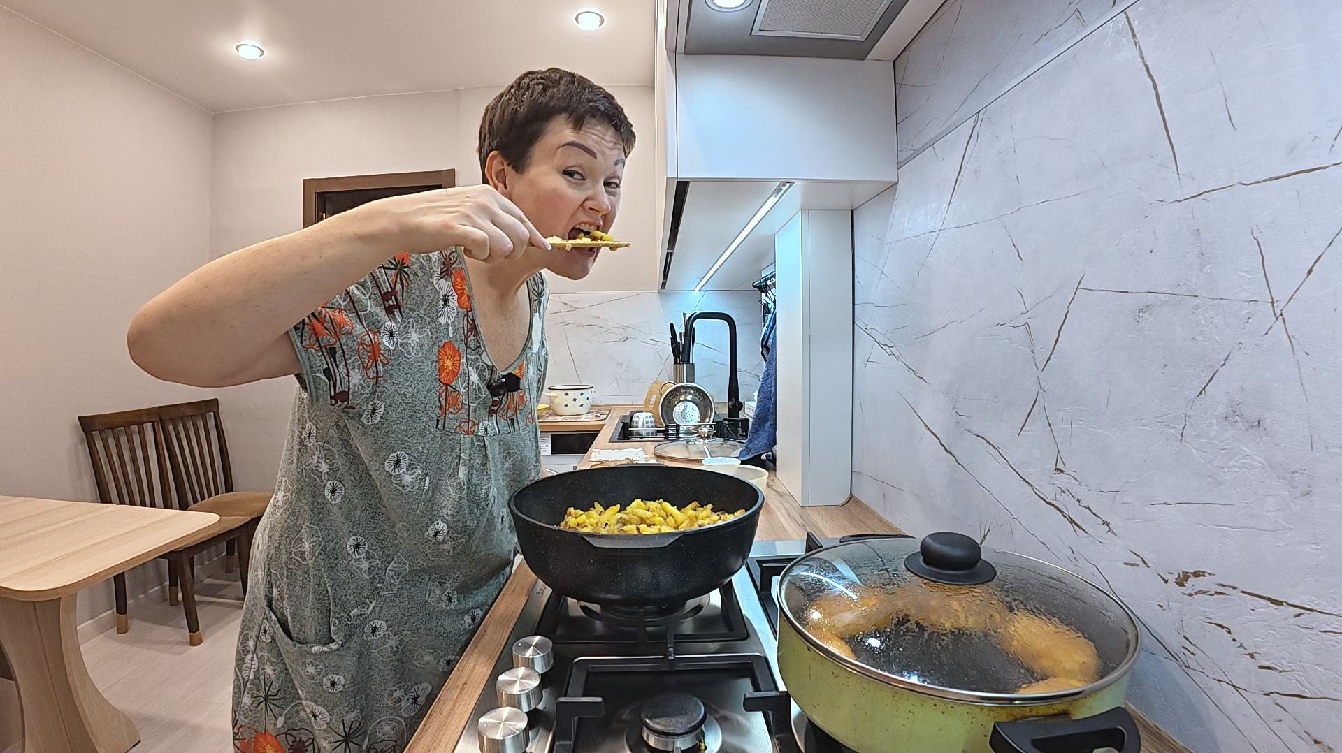 Устроила Вовану ВЗБУЧКУ за всех БАБ с которыми он ПЕРЕПИСЫВАЕТСЯ! Готовлю ВКУСНЫЙ быстрый ужин) Влог