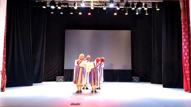 «Северяночка» Динамично-танцевальная группа Северной железной дороги г. Ярославля. Танец «Кадриль».