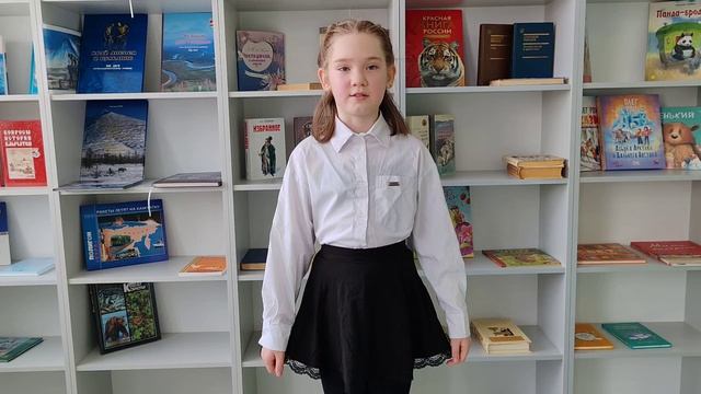 Стихотворение Г. Рублева «Памятник», читает ученица 2 Б класса Олейник Наталия