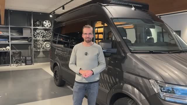Дом на колёсах 🔴 3,49 т, 4×4, на 5 человек с душем: Campervan 2025, изготовленный на заказ