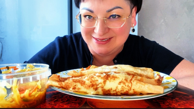 МУКБАНГ/ПП блинчики с курочкой-отличный перекус перед ЗАВТРАКОМ!