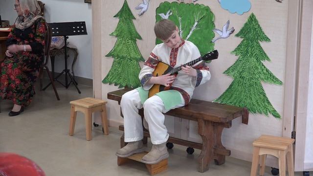 Музыкальный номер от Артёма Елаева, воспитанника воскресной школы Благовещенского собора г.Арсеньева
