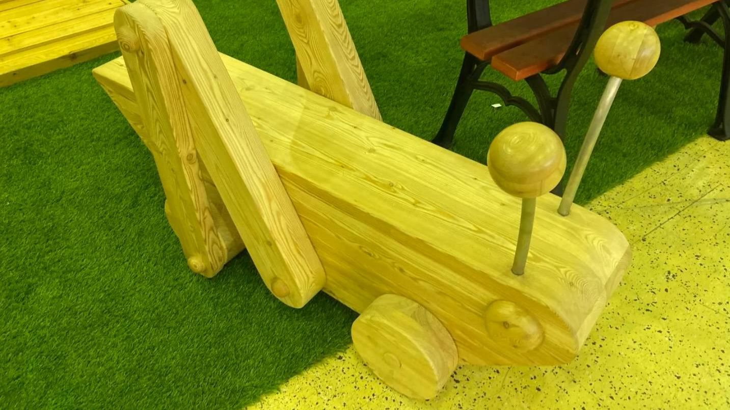 Игровой элемент ARTWOOD «Кузнечик» на выставке ParkSeason Expo 2023