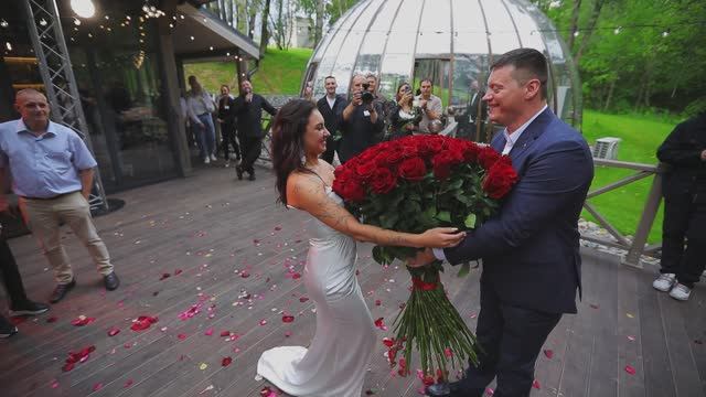 Годовщина свадьбы на миллион