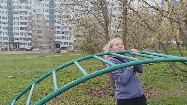 так могут все. легкие подтягивания