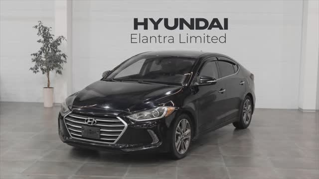 Автомобиль Hyundai Elantra в автосалоне Аврора в Краснодаре (0085)