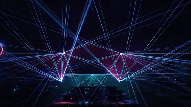 Miracles_beam_show