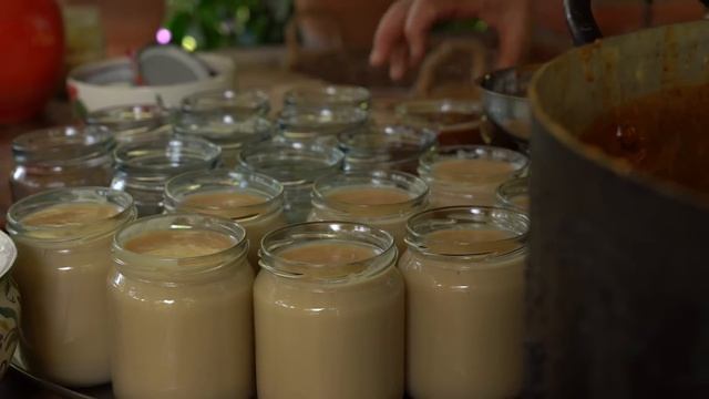 Kənd Həyatı. Деревенские десерты из свежего коровьего молока.