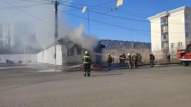 Пожар на Почтовой в Иваново рядом с заправкой