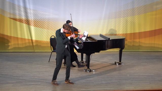 Эдвард Мирзоян Интродукция и вечное движение