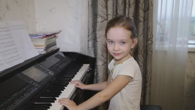 СИНИЙ ИНЕЙ...  Виктория Викторовна