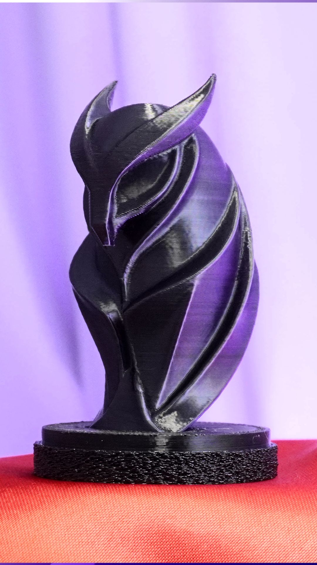 Хватит дарить скучные подарки! Фигурка с фиолетовой совой ваш верный выбор