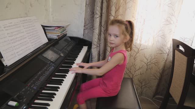 В ГОРНИЦЕ.Виктория Викторовна. 6 лет.