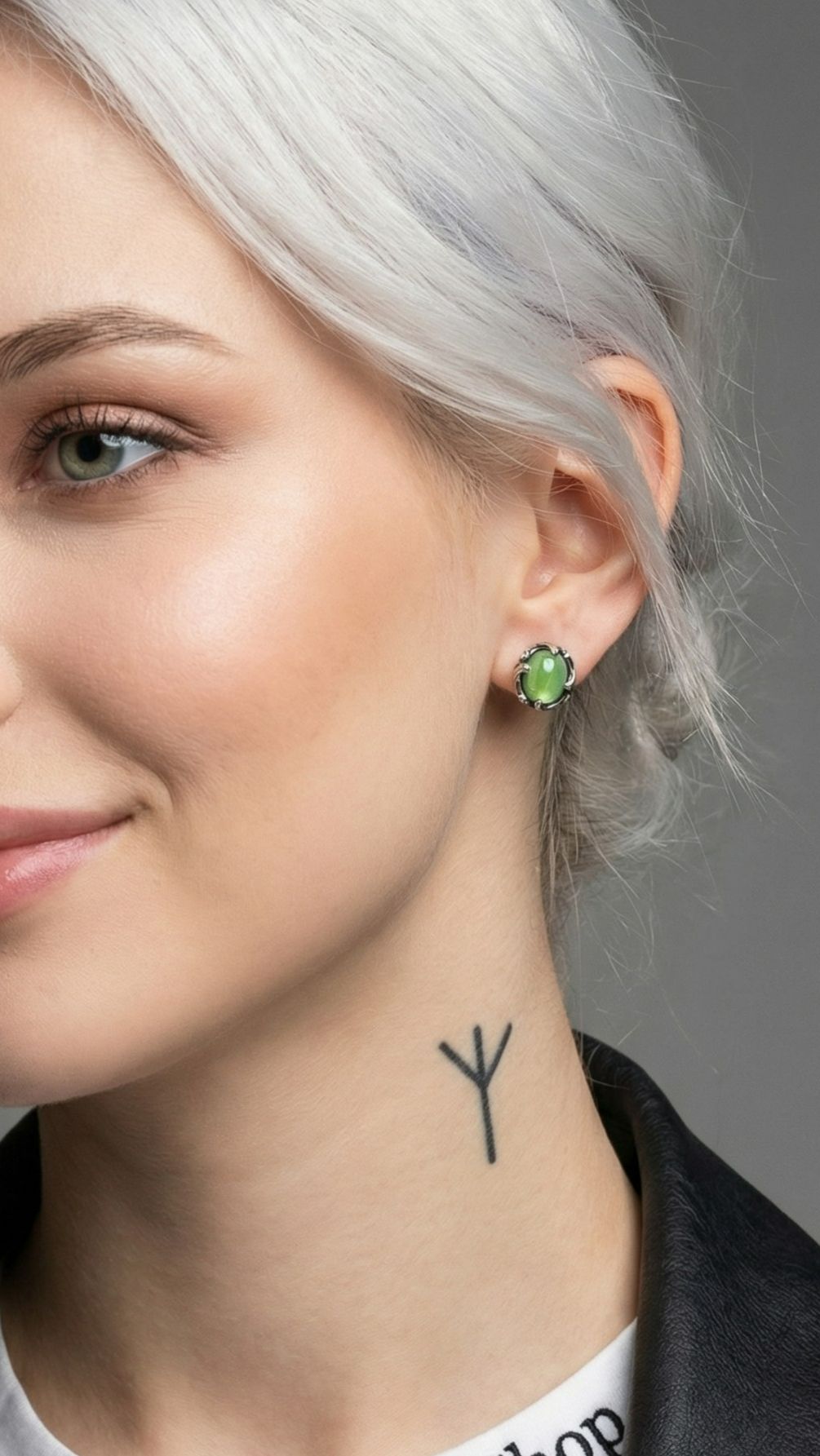 Серьги-пусеты с зелёным камнем "Бабушкин винтаж" от StarfallShop