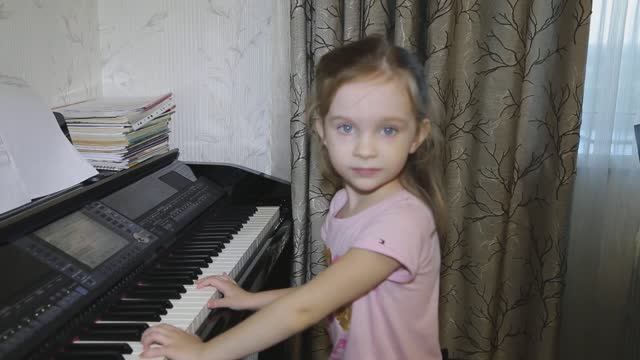 БЕЛАЯ БЕРЕЗА 🌳 -  Виктория Викторовна