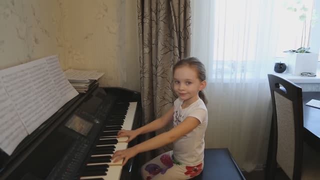 ФОНАРИ. (Жан Татлян). Виктория Викторовна 6 лет.