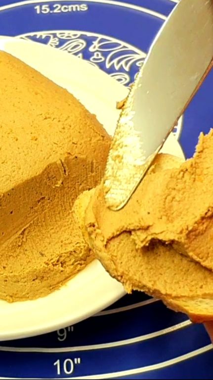 Паштет из куриной печени / Жирность этого паштета меньше