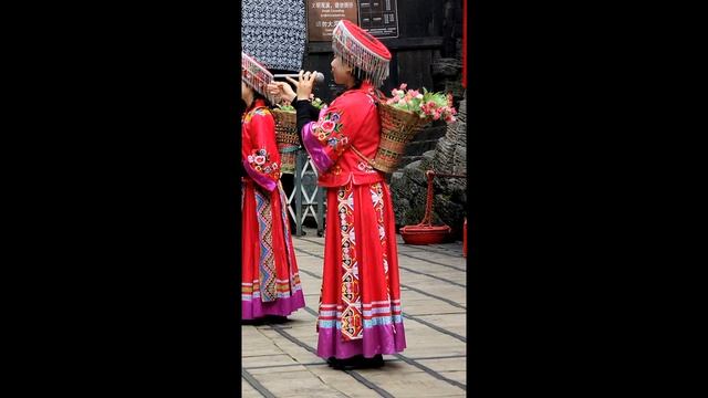 шоу в горах Китая для экскурсий