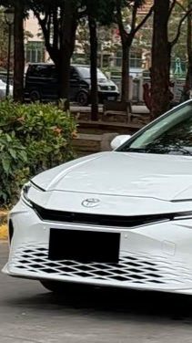 Toyota Camry 2026 2.0 ГИБРИД PREMIUM