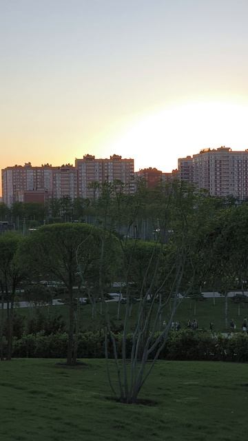 ФОНТАН РОТОНДА ОЗЕРО ЛЮБВИ ПАРК ОБЛАКОВ 2026 ГАЛИЦКОГО КРАСНОДАР ВЕСНА АПРЕЛЬ