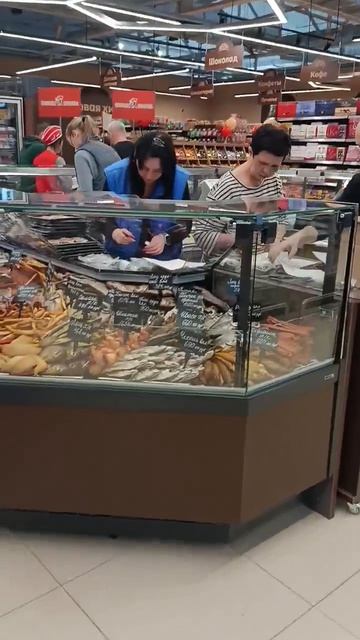 Прогулка по новому супермаркету