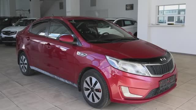 Автомобиль Kia Rio в автосалоне Комфорт Авто в Симферополе (2651)