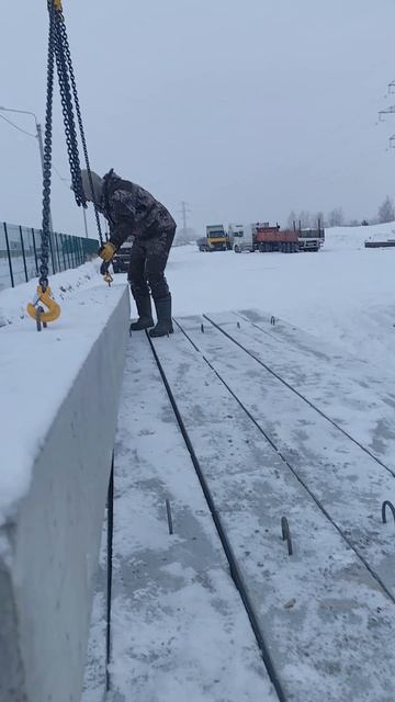 Автосервис СТО ОБЩЕЖИТИЕ из сэндвич-панелей 60х15. Часть 7.