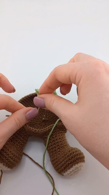 Видео  № 7 вяжем 15,16 ряд тела