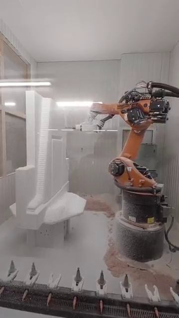 KUKA_Роботизированная фрезеровка