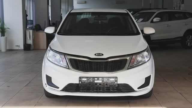 Автомобиль Kia Rio в автосалоне Комфорт Авто в Симферополе (7815)
