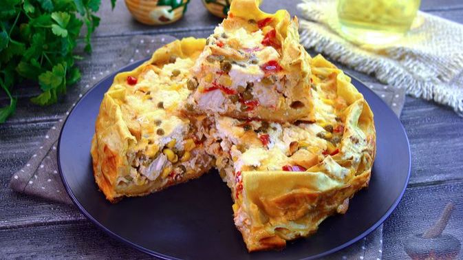 КИШ ИЗ ЛАВАША С КУРИЦЕЙ, ГОРОШКОМ И КУКУРУЗОЙ