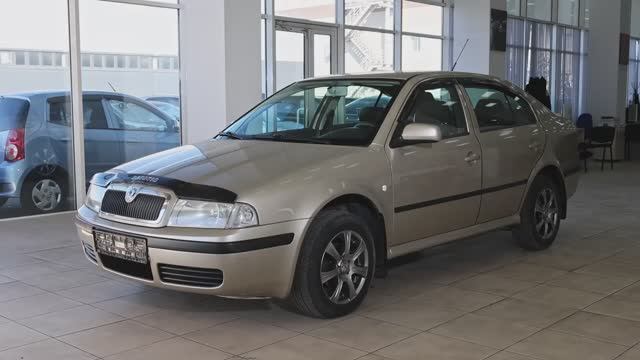 Автомобиль Skoda Octavia в автосалоне Комфорт Авто в Симферополе (6910)