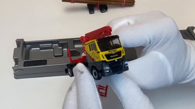 Распаковка: модель MAN TGX L лесовоз от Herpa 1:87