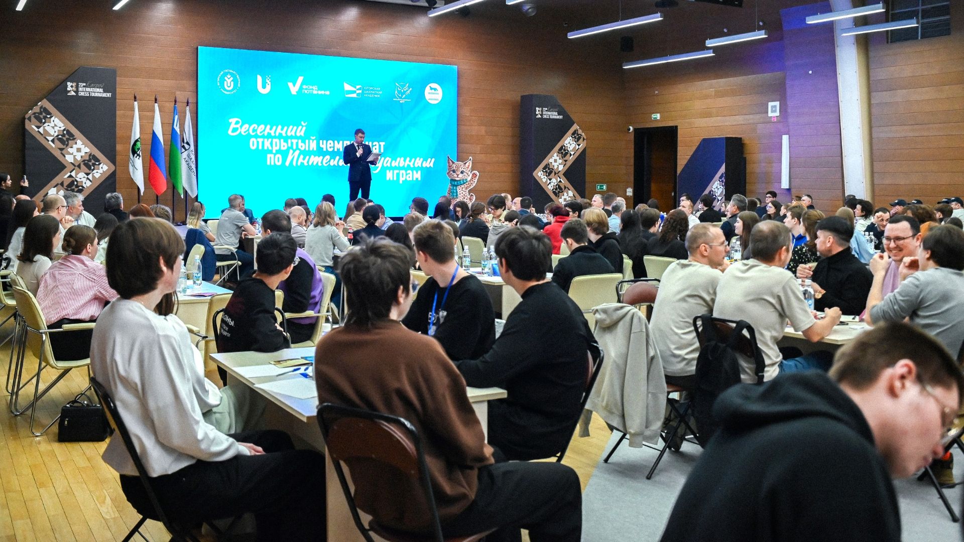 В Ханты-Мансийске определили лучших знатоков в весеннем чемпионате интеллектуальных игр