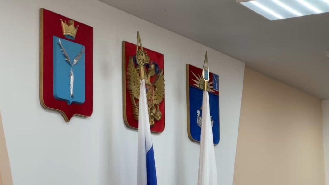 Постоянно действующее совещание: жалобы на управляющие компании, ремонт дорог, ситуация с ОРВИ