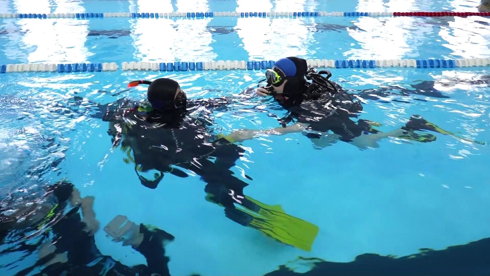 В Нягани прошел мастер-класс по инклюзивному дайвингу