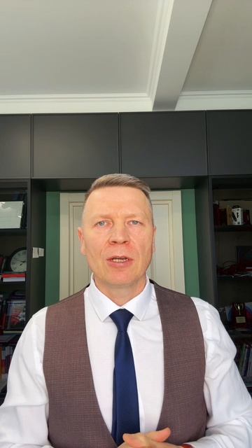 С праздником Весны и Труда!