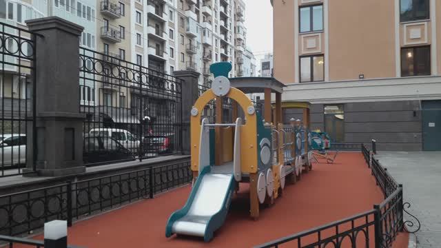 Санкт-Петербург, улица Резная, маленькая, но прелестная, рядом с метро Чкаловская .