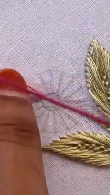 Beautiful_embroidery_design_#embroidery_#hand_#kadhai_#embroiderydesign - Gonsale (480p)