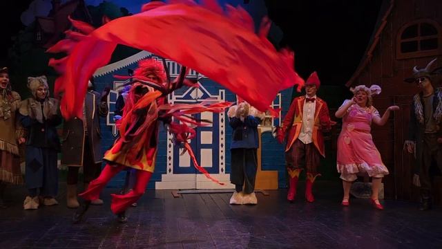 Рубрика «МОЙ ТЕАТРАЛЬНЫЙ АРХИВ №90» Поклон премьерного спектакля «Кошкин Дом»
