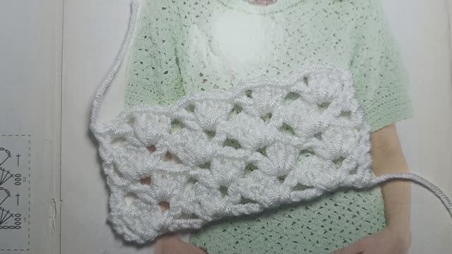 Красивый узор из веерков.