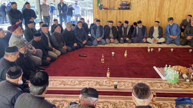 Мажлис в селе Анди  на Зиярате Умар-Хаджи Андийского ( ОЦ-БАЙ )26.04.2026г.