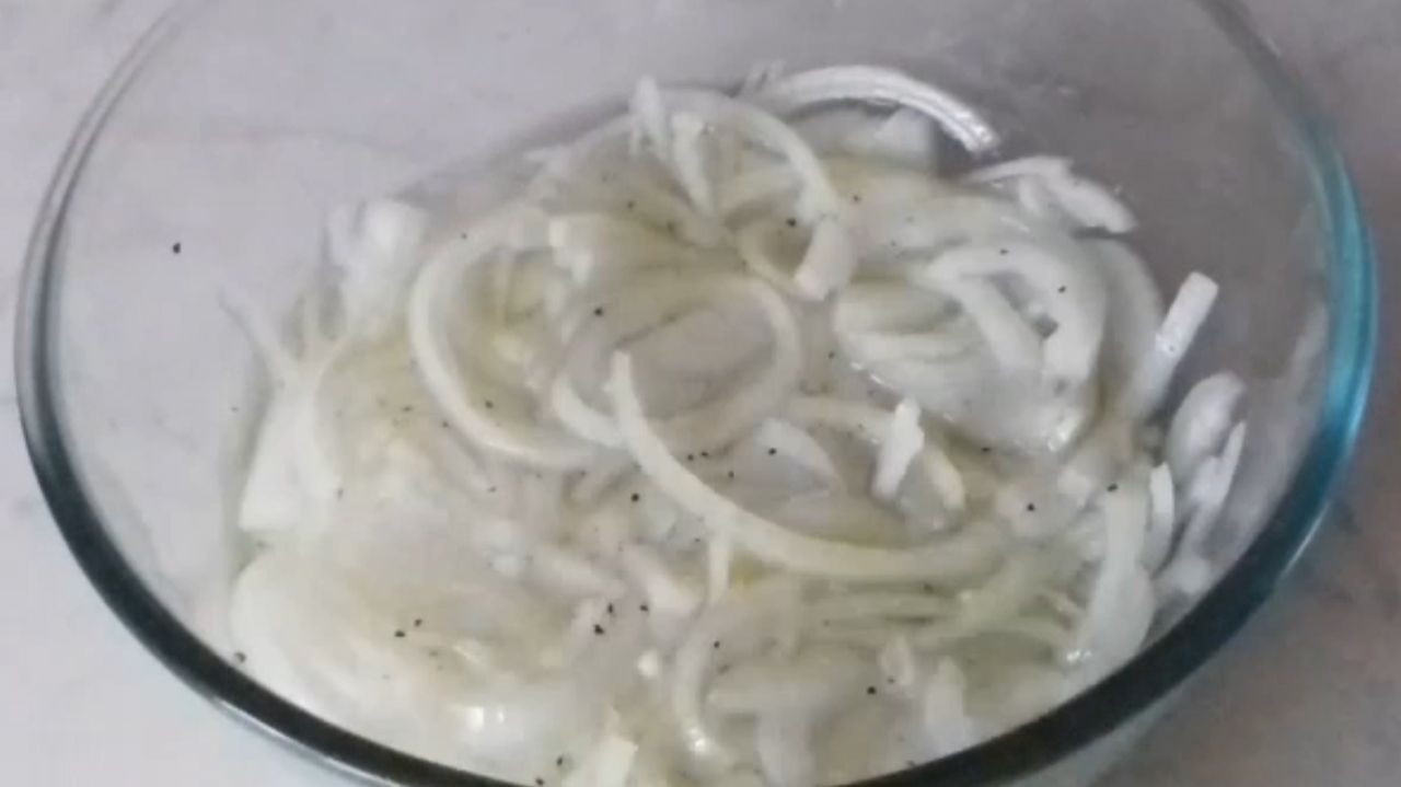 Маринованный лук за несколько минут
