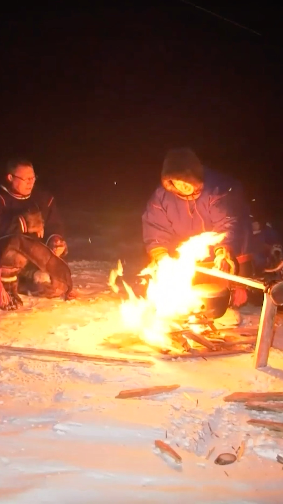 ❄️😳 Голоса из вечной мерзлоты: что слышат люди на древних кладбищах