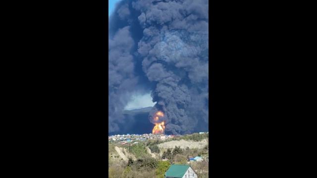 ТУАПСЕ ГОРИТ.